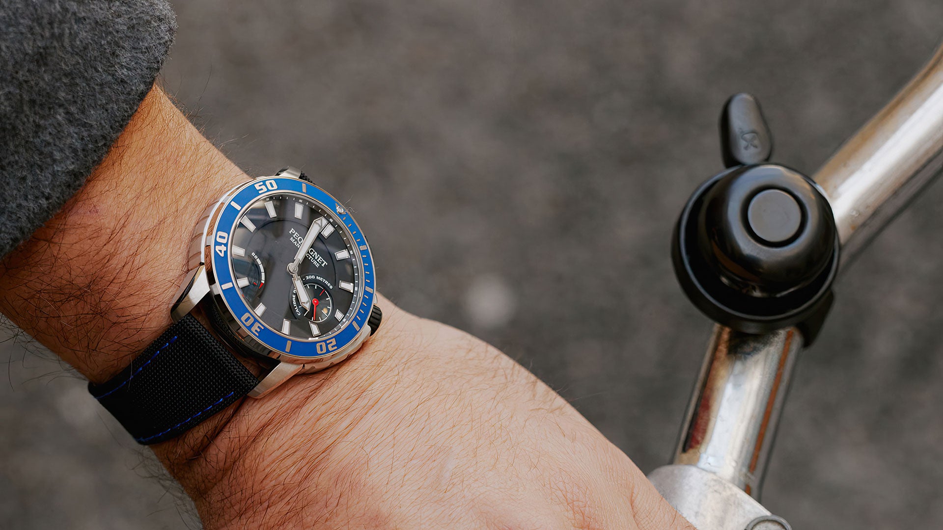 Extreme 300 watch collection | Pequignet Official Website